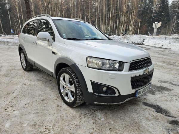 Balts Chevrolet Captiva 2013 Tauragė, ar dzinēja tilpumu 2.20 L un nobraukumu 180 tūkst. km par 5200 €, foto 3 vietnē AUTOMOTO.COM.LV