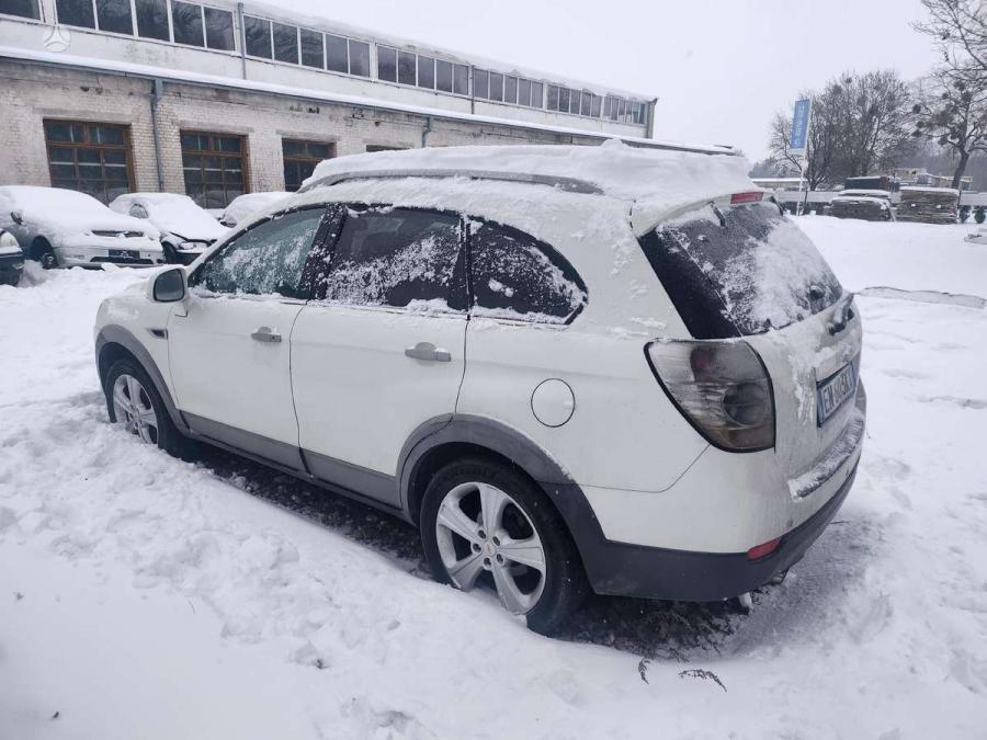 Balts Chevrolet Captiva 2013 Kauņa, ar dzinēja tilpumu 2.20 L un nobraukumu 190 tūkst. km par 3500 €, foto 6 vietnē AUTOMOTO.COM.LV