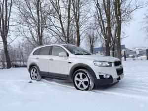 Balts Chevrolet Captiva 2013 Šauļi, ar dzinēja tilpumu 2.20 L un nobraukumu 258 tūkst. km par 4400 €, foto 5 vietnē AUTOMOTO.COM.LV