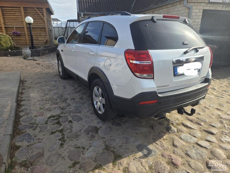 Balts Chevrolet Captiva 2013 Viļņa, ar dzinēja tilpumu 2.20 L un nobraukumu 228 tūkst. km par 4250 €, foto 3 vietnē AUTOMOTO.COM.LV