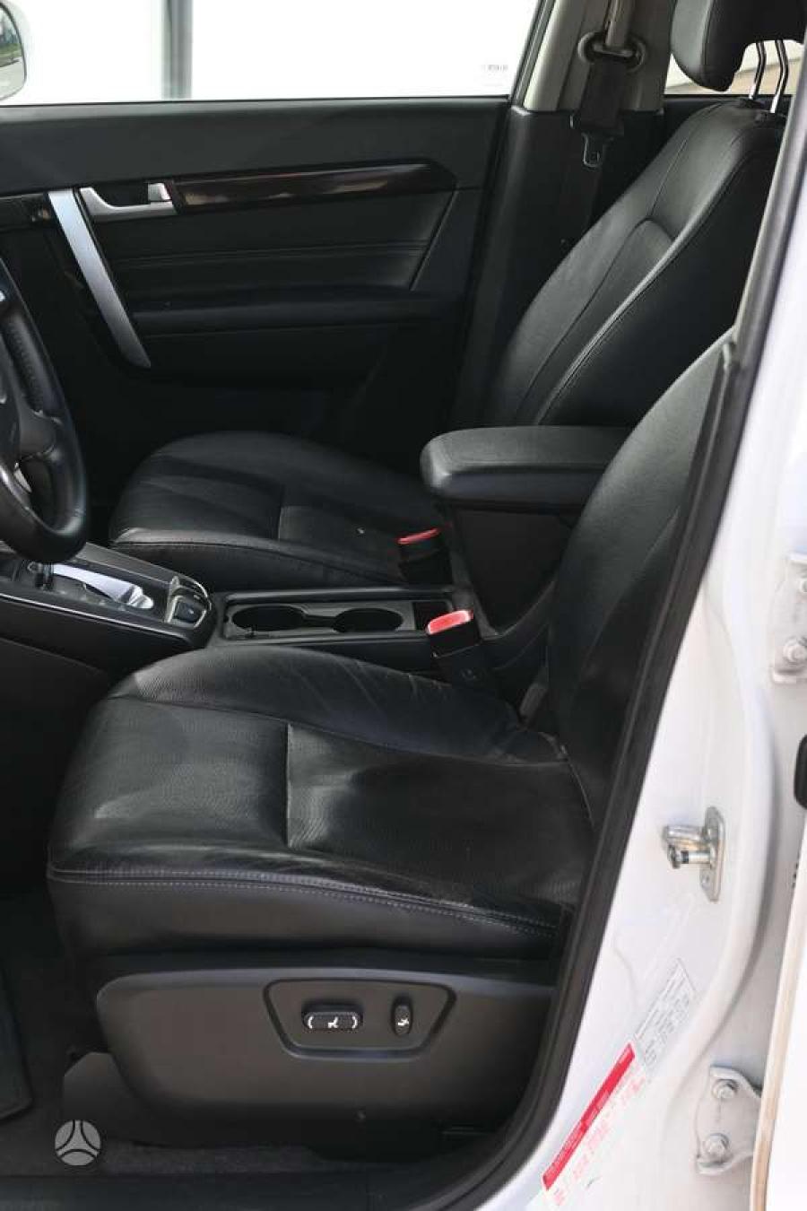 Balts Chevrolet Captiva 2013 Kretinga, ar dzinēja tilpumu 2.20 L un nobraukumu 247 tūkst. km par 6999 €, foto 18 vietnē AUTOMOTO.COM.LV