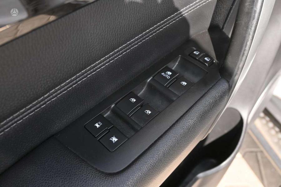 Balts Chevrolet Captiva 2013 Kretinga, ar dzinēja tilpumu 2.20 L un nobraukumu 247 tūkst. km par 6999 €, foto 21 vietnē AUTOMOTO.COM.LV