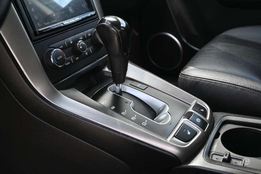 Balts Chevrolet Captiva 2013 Kretinga, ar dzinēja tilpumu 2.20 L un nobraukumu 247 tūkst. km par 6999 €, foto 23 vietnē AUTOMOTO.COM.LV