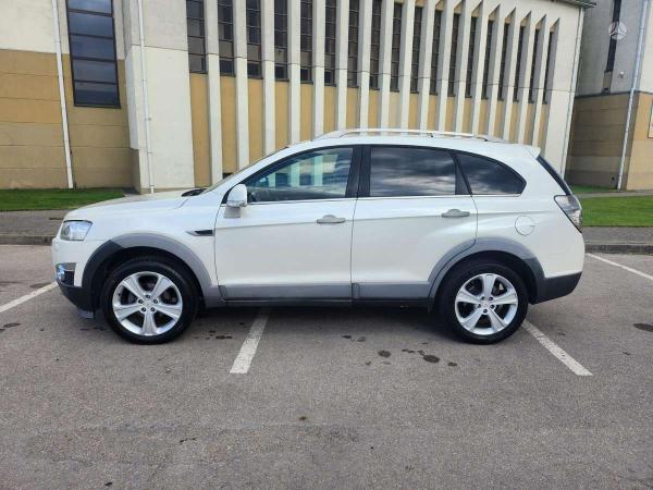 Balts Chevrolet Captiva 2013 Kauņa, ar dzinēja tilpumu 2.20 L un nobraukumu 198 tūkst. km par 4900 €, foto 3 vietnē AUTOMOTO.COM.LV