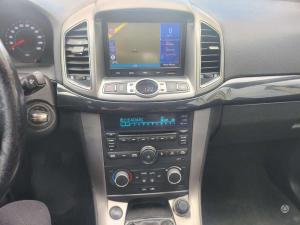 White Chevrolet Captiva 2013 in Kaunas, with an engine capacity of 2.20 L and mileage of 198 thousand km for 4900 €, photo 21 on AUTOMOTO.COM.LV