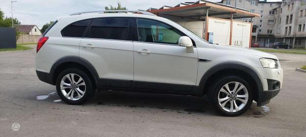 Balts Chevrolet Captiva 2013 Kretinga, ar dzinēja tilpumu 2.23 L un nobraukumu 122 tūkst. km par 5650 €, foto 4 vietnē AUTOMOTO.COM.LV