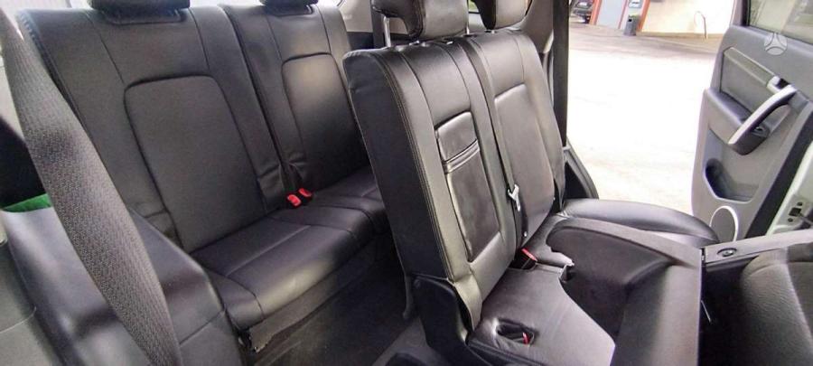 White Chevrolet Captiva 2013 in Kretinga, with an engine capacity of 2.23 L and mileage of 122 thousand km for 5650 €, photo 13 on AUTOMOTO.COM.LV