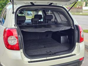 White Chevrolet Captiva 2013 in Siauliai, with an engine capacity of 2.20 L and mileage of 160 thousand km for 5950 €, photo 14 on AUTOMOTO.COM.LV