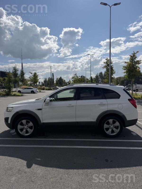 Balts Chevrolet Captiva 2013 Rīga, ar dzinēja tilpumu 2.20 L un nobraukumu 315 tūkst. km par 4300 €, foto 5 vietnē AUTOMOTO.COM.LV
