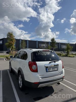 Balts Chevrolet Captiva 2013 Rīga, ar dzinēja tilpumu 2.20 L un nobraukumu 315 tūkst. km par 4300 €, foto 6 vietnē AUTOMOTO.COM.LV