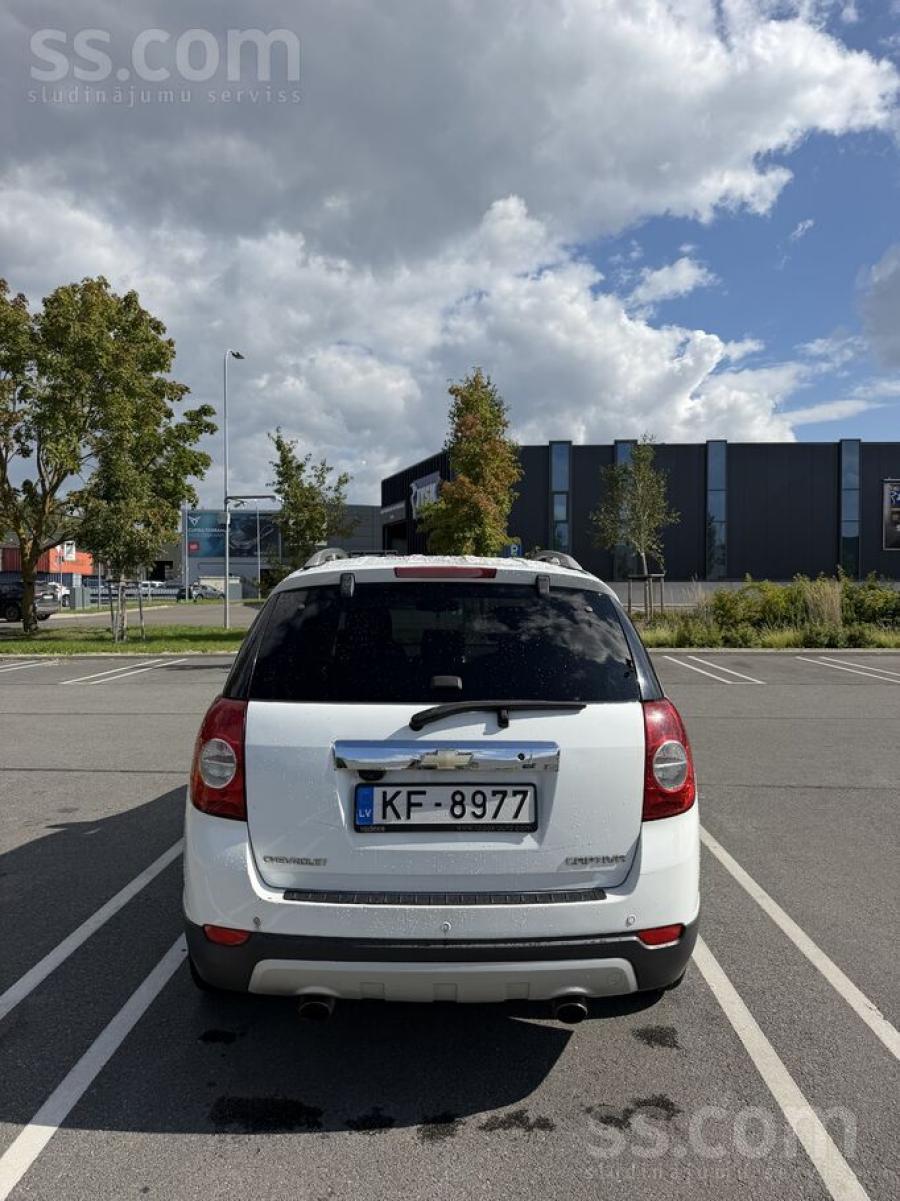 Balts Chevrolet Captiva 2013 Rīga, ar dzinēja tilpumu 2.20 L un nobraukumu 315 tūkst. km par 4300 €, foto 7 vietnē AUTOMOTO.COM.LV