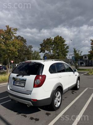 Balts Chevrolet Captiva 2013 Rīga, ar dzinēja tilpumu 2.20 L un nobraukumu 315 tūkst. km par 4300 €, foto 8 vietnē AUTOMOTO.COM.LV