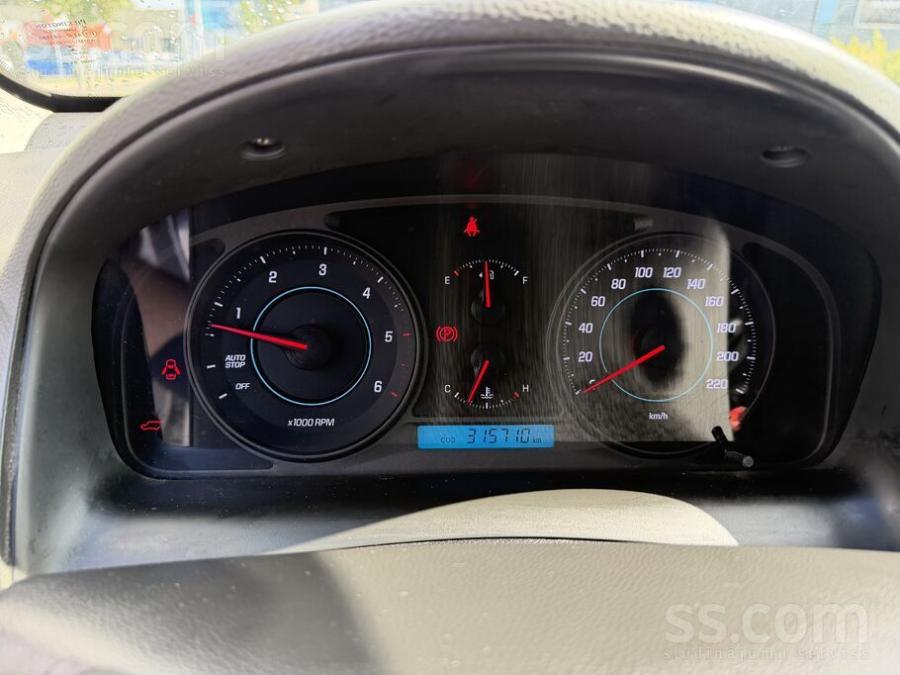 Balts Chevrolet Captiva 2013 Rīga, ar dzinēja tilpumu 2.20 L un nobraukumu 315 tūkst. km par 4300 €, foto 13 vietnē AUTOMOTO.COM.LV