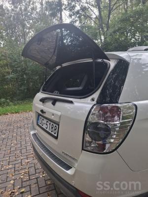 Balts Chevrolet Captiva 2013 Talsi, ar dzinēja tilpumu 2.20 L un nobraukumu 261 tūkst. km par 6000 €, foto 11 vietnē AUTOMOTO.COM.LV