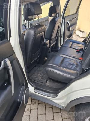 Balts Chevrolet Captiva 2013 Talsi, ar dzinēja tilpumu 2.20 L un nobraukumu 261 tūkst. km par 6000 €, foto 14 vietnē AUTOMOTO.COM.LV