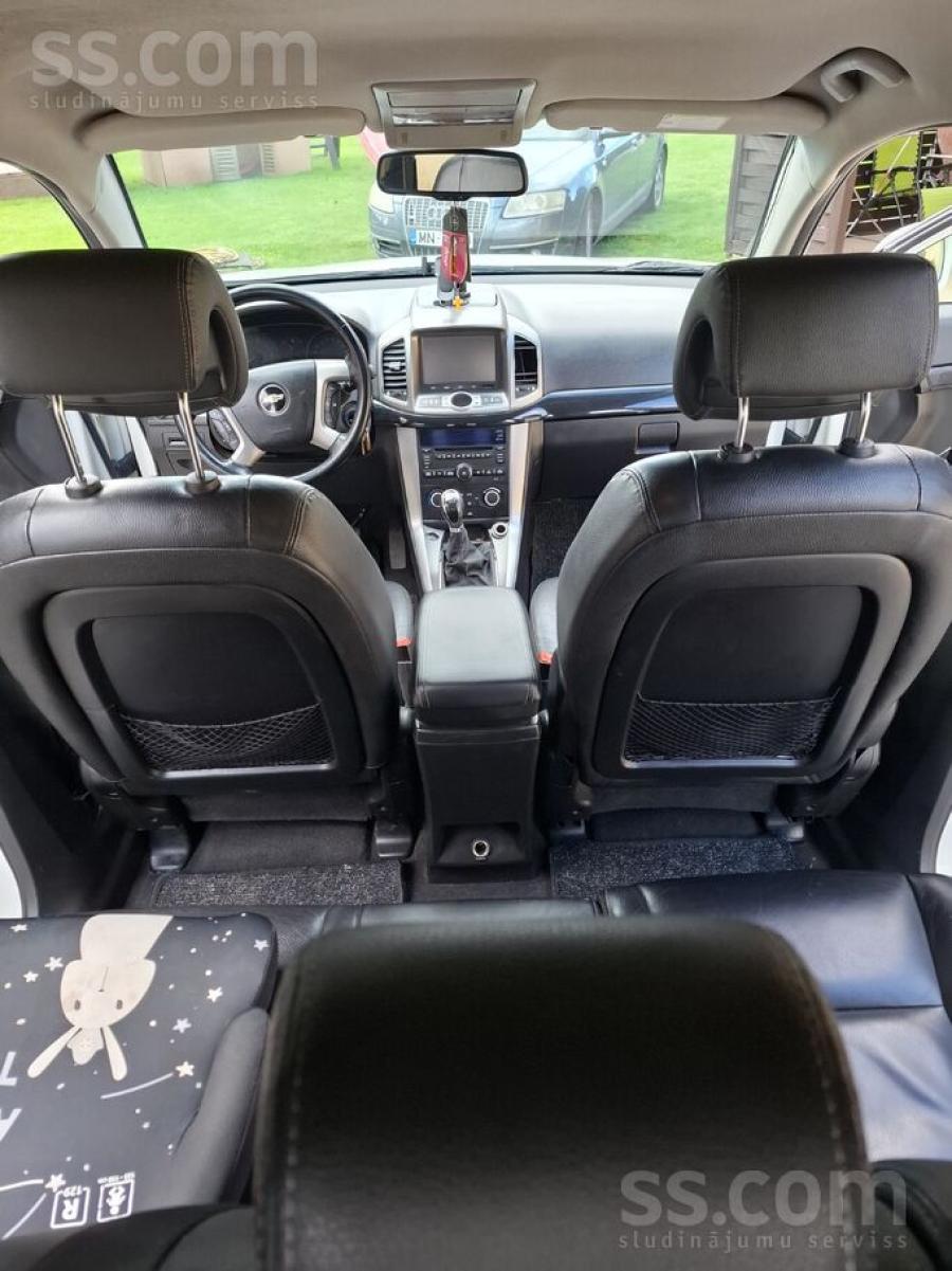 Balts Chevrolet Captiva 2013 Talsi, ar dzinēja tilpumu 2.20 L un nobraukumu 261 tūkst. km par 6000 €, foto 19 vietnē AUTOMOTO.COM.LV