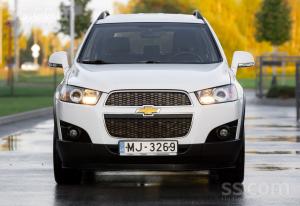 Balts Chevrolet Captiva 2013 Jelgava, ar dzinēja tilpumu 2.20 L un nobraukumu 0 tūkst. km par 4500 €, foto 3 vietnē AUTOMOTO.COM.LV