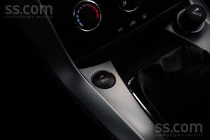 Balts Chevrolet Captiva 2013 Jelgava, ar dzinēja tilpumu 2.20 L un nobraukumu 0 tūkst. km par 4500 €, foto 10 vietnē AUTOMOTO.COM.LV