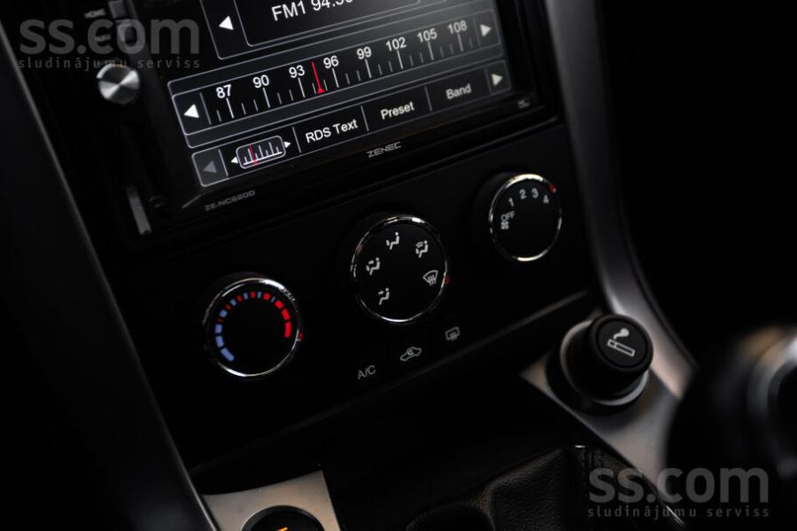 Balts Chevrolet Captiva 2013 Jelgava, ar dzinēja tilpumu 2.20 L un nobraukumu 0 tūkst. km par 4500 €, foto 11 vietnē AUTOMOTO.COM.LV
