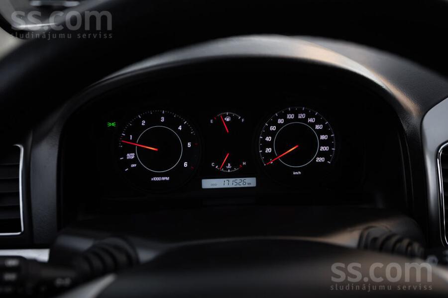 Balts Chevrolet Captiva 2013 Jelgava, ar dzinēja tilpumu 2.20 L un nobraukumu 0 tūkst. km par 4500 €, foto 15 vietnē AUTOMOTO.COM.LV