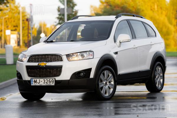 Balts Chevrolet Captiva 2013 Jelgava, ar dzinēja tilpumu 2.20 L un nobraukumu 0 tūkst. km par 4500 €, foto 1 vietnē AUTOMOTO.COM.LV