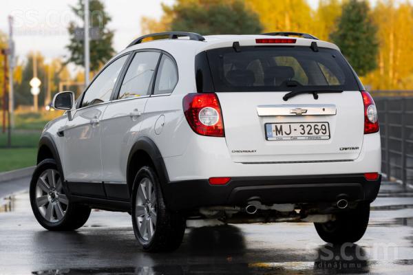 Balts Chevrolet Captiva 2013 Jelgava, ar dzinēja tilpumu 2.20 L un nobraukumu 0 tūkst. km par 4500 €, foto 5 vietnē AUTOMOTO.COM.LV