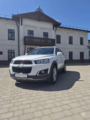 White Chevrolet Captiva 2014 in Mazeikiai, with an engine capacity of 2.23 L and mileage of 162 thousand km for 7500 €, photo  on AUTOMOTO.COM.LV
