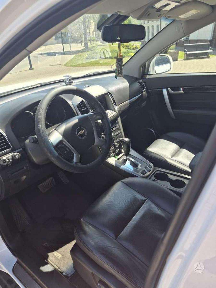 Белый Шевроле Каптива 2014 в Мажейкяй, объемом двигателя 2.23 л и пробегом 162 тыс. км за 7500 €, фото 8 на AUTOMOTO.COM.LV