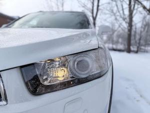 White Chevrolet Captiva 2013 in Siauliai, with an engine capacity of 2.20 L and mileage of 254 thousand km for 4400 €, photo 7 on AUTOMOTO.COM.LV