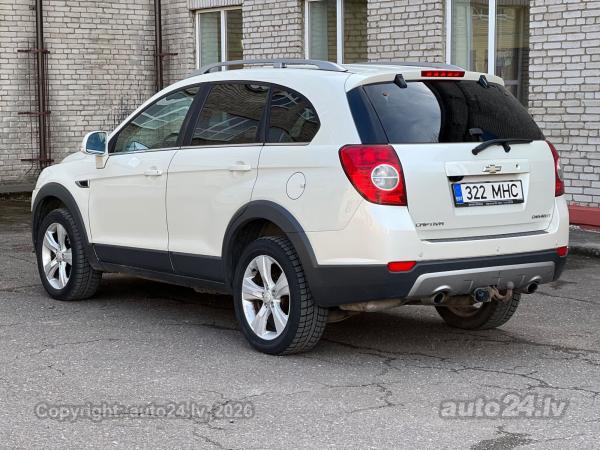 Balts Chevrolet Captiva 2011 Narva, ar dzinēja tilpumu 2.40 L un nobraukumu 229 tūkst. km par 3999 €, foto 8 vietnē AUTOMOTO.COM.LV