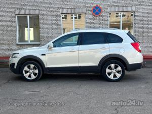 Balts Chevrolet Captiva 2011 Narva, ar dzinēja tilpumu 2.40 L un nobraukumu 229 tūkst. km par 3999 €, foto 11 vietnē AUTOMOTO.COM.LV