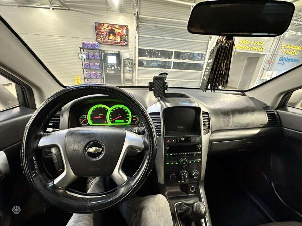 Yellow Chevrolet Captiva 2007 in Vilnius, with an engine capacity of 2.00 L and mileage of 376 thousand km for 2650 €, photo 11 on AUTOMOTO.COM.LV