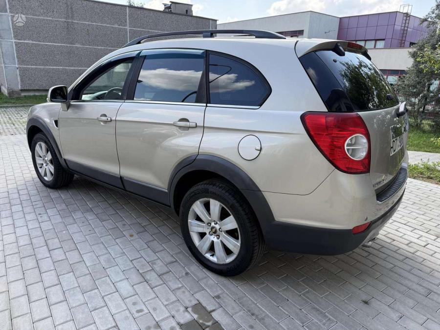 Dzeltens Chevrolet Captiva 2007 Viļņa, ar dzinēja tilpumu 2.00 L un nobraukumu 290 tūkst. km par 1650 €, foto 5 vietnē AUTOMOTO.COM.LV
