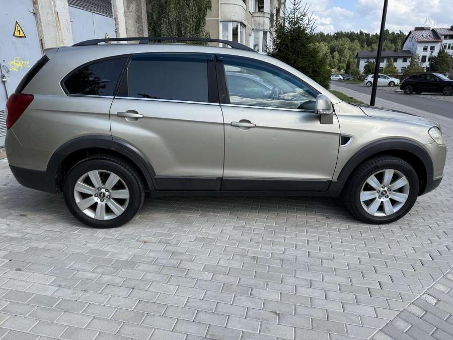 Dzeltens Chevrolet Captiva 2007 Viļņa, ar dzinēja tilpumu 2.00 L un nobraukumu 290 tūkst. km par 1650 €, foto 7 vietnē AUTOMOTO.COM.LV