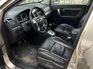 Yellow Chevrolet Captiva 2009 in Kaunas, with an engine capacity of 1.99 L and mileage of 301 thousand km for 2300 €, photo 18 on AUTOMOTO.COM.LV