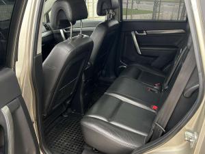 Yellow Chevrolet Captiva 2009 in Kaunas, with an engine capacity of 1.99 L and mileage of 301 thousand km for 2300 €, photo 19 on AUTOMOTO.COM.LV