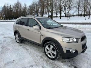 Dzeltens Chevrolet Captiva 2012 Tauragė, ar dzinēja tilpumu 2.23 L un nobraukumu 220 tūkst. km par 4700 €, foto 3 vietnē AUTOMOTO.COM.LV
