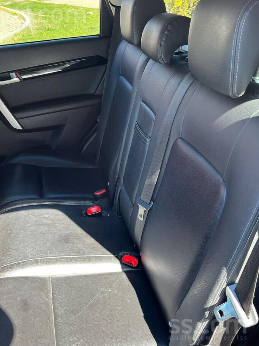Dzeltens Chevrolet Captiva 2013 Rīga, ar dzinēja tilpumu 2.20 L un nobraukumu 154 tūkst. km par 6000 €, foto 10 vietnē AUTOMOTO.COM.LV