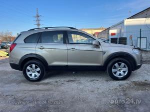 Yellow Chevrolet Captiva 2007 in Narva, with an engine capacity of 2.00 L and mileage of 325 thousand km for 2499 €, photo 6 on AUTOMOTO.COM.LV
