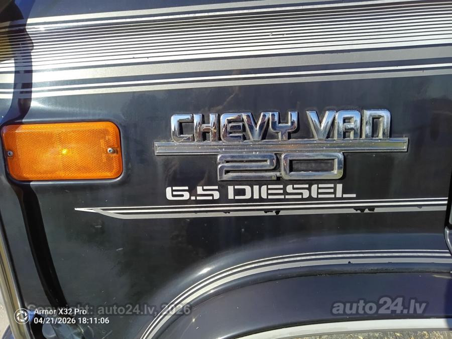 Melns Chevrolet chevy-van 1995 Tallina, ar dzinēja tilpumu 6.50 L un nobraukumu 124 tūkst. km par 9950 €, foto 5 vietnē AUTOMOTO.COM.LV