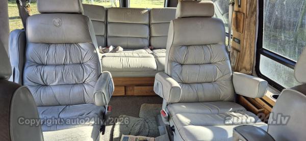 Melns Chevrolet chevy-van 1995 Tallina, ar dzinēja tilpumu 6.50 L un nobraukumu 124 tūkst. km par 9950 €, foto 8 vietnē AUTOMOTO.COM.LV