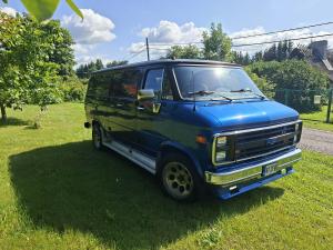 Blue Chevrolet chevy-van 1987 in Keila, with an engine capacity of 6.20 L and mileage of 95 thousand km for 3900 €, photo 5 on AUTOMOTO.COM.LV