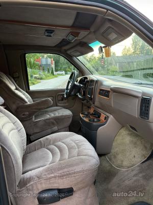 Chevrolet chevy-van 1996 Tartu, ar dzinēja tilpumu 5.70 L un nobraukumu 250 tūkst. km par 6900 €, foto 8 vietnē AUTOMOTO.COM.LV