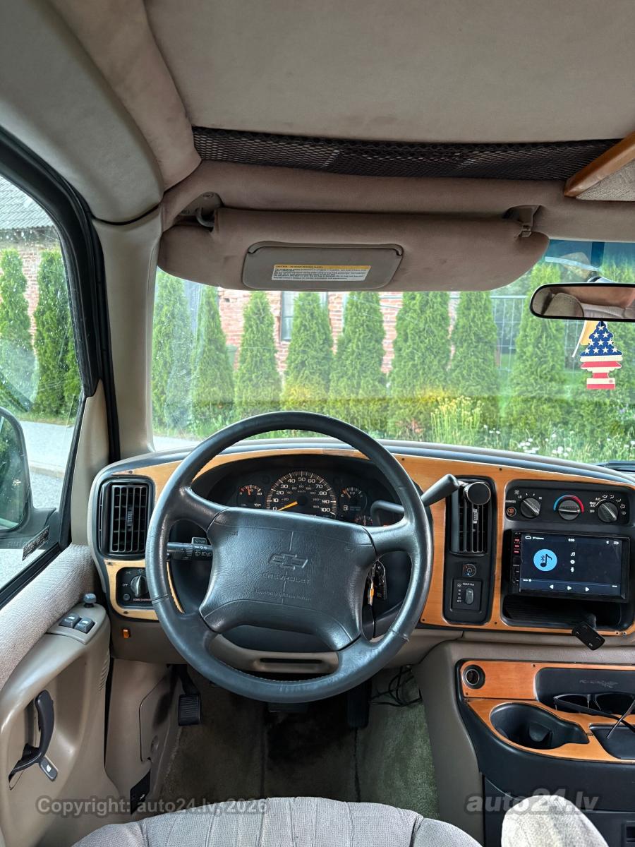 Chevrolet chevy-van 1996 Tartu, ar dzinēja tilpumu 5.70 L un nobraukumu 250 tūkst. km par 6900 €, foto 9 vietnē AUTOMOTO.COM.LV