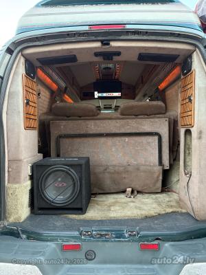 Chevrolet chevy-van 1996 Tartu, ar dzinēja tilpumu 5.70 L un nobraukumu 250 tūkst. km par 6900 €, foto 10 vietnē AUTOMOTO.COM.LV
