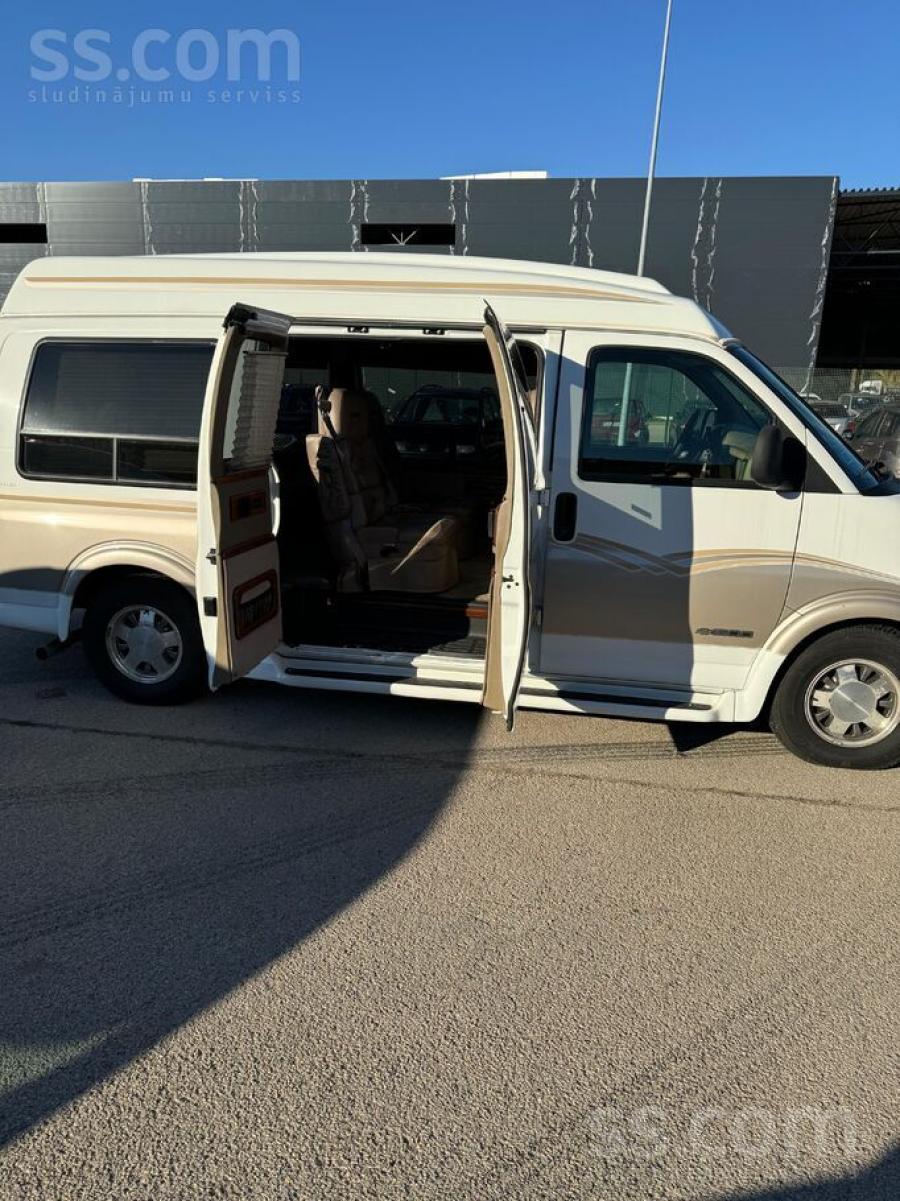 Balts Chevrolet chevy-van 1998 Rīga, ar dzinēja tilpumu 5.70 L un nobraukumu 175 tūkst. km par 11000 €, foto 12 vietnē AUTOMOTO.COM.LV