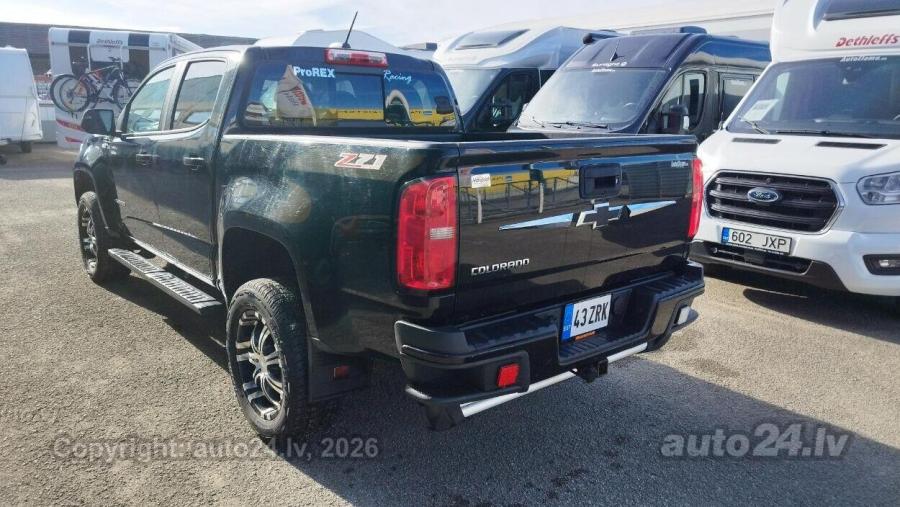 Melns Chevrolet Colorado 2016 Tallina, ar dzinēja tilpumu 3.60 L un nobraukumu 94 tūkst. km par 19940 €, foto 6 vietnē AUTOMOTO.COM.LV