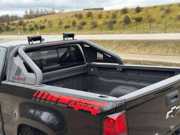 Melns Chevrolet Colorado 2018 Kauņa, ar dzinēja tilpumu 3.60 L un nobraukumu 73 tūkst. km par 21500 €, foto 11 vietnē AUTOMOTO.COM.LV