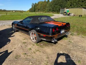 Melns Chevrolet Corvette 1991 Tallina, ar dzinēja tilpumu 5.70 L un nobraukumu 0 tūkst. km par 8200 €, foto 5 vietnē AUTOMOTO.COM.LV