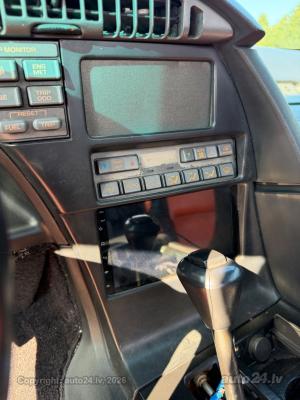Melns Chevrolet Corvette 1991 Tallina, ar dzinēja tilpumu 5.70 L un nobraukumu 0 tūkst. km par 8200 €, foto 7 vietnē AUTOMOTO.COM.LV